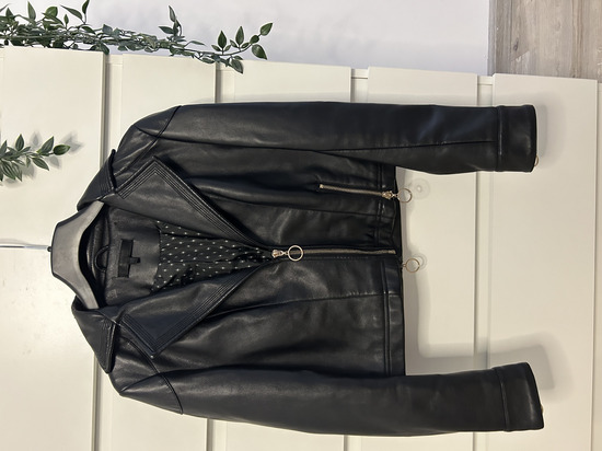 Coton crna kozna jakna (ostecenje)