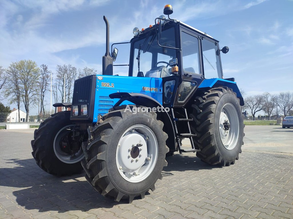 Belarus MTZ 892.2 traktor točkaš
