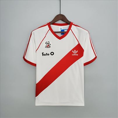 River Plate 1986 domaci dres
