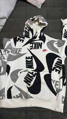 Nike duks