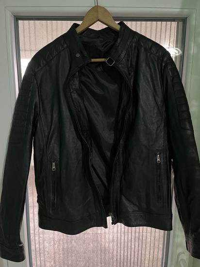 Crna kozna jakna