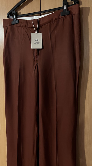 H&M studio satenske dugacke pantalone duboke L