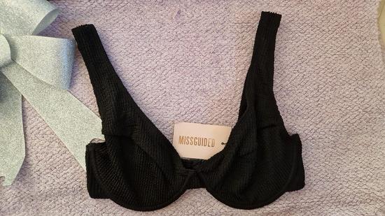 Novo MissGuided kupaci    400 DIN