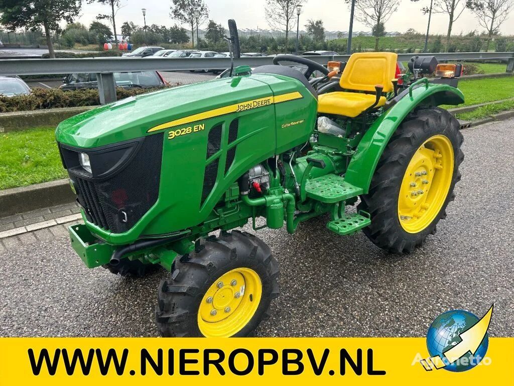 John Deere 3028EN 4X4 Collareverser ONGEBRUIKT/NIEUW 2x op Voorraad mini traktor