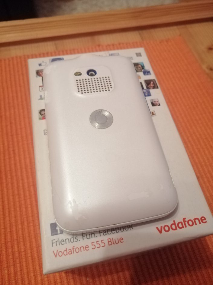 Vodafone 555 blue mobilni telefon