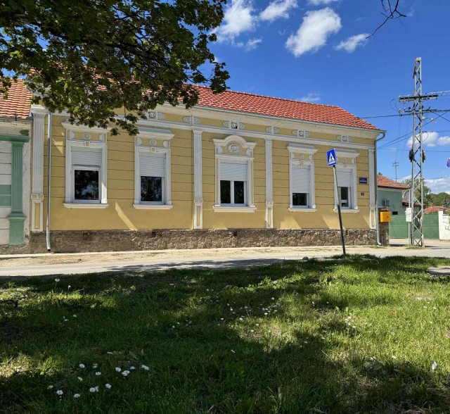 Vila, Sremski Karlovci