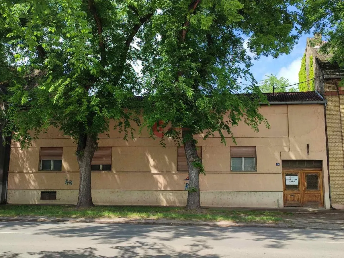 Prodaja, kuća, 240m2, Novo Selo, Subotica