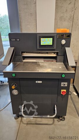 mašina za sečenje papira
520 mm. hydraulic guillotine