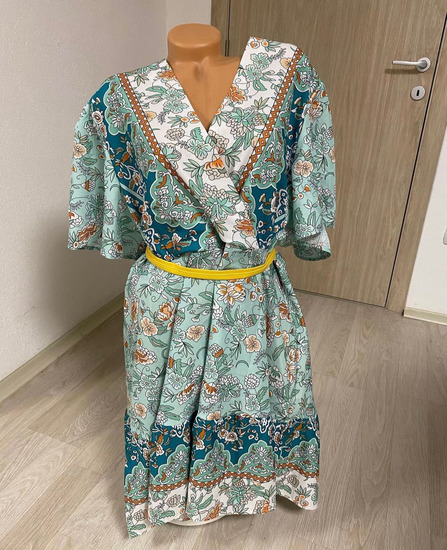 Plus-size sarena haljina
