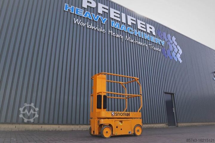 Artikulisan teleskopski bum lift
Snorkel TM12 Electric, 5.6m Working Height, 227kg Capacity