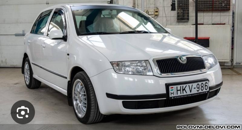 Skoda Fabia Svetla I Signalizacija