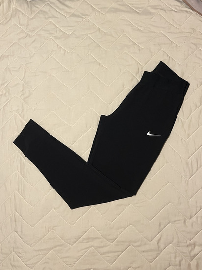 Nike pantalone