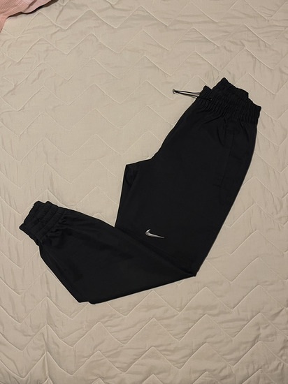 Nike pantalone