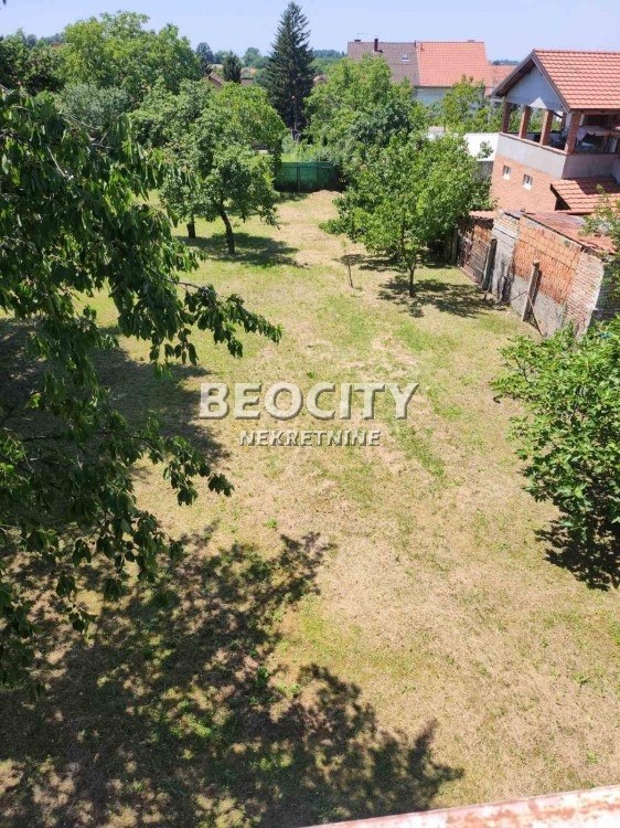 Dvosoban stan, 78 m2, Sremčica, Beogradska ID: 110380