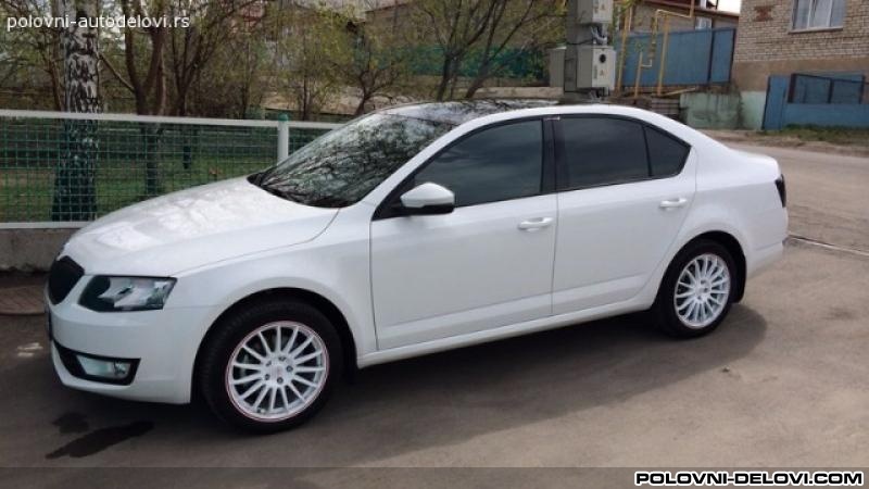 Skoda Octavia A7 Karavan Limuzina Enterijer