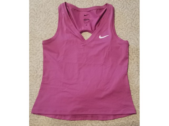 Nike slim fit majca XS