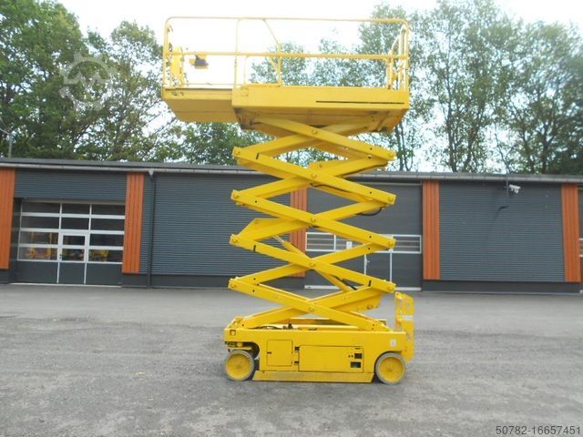 Platforma za rad
GENIE GS 3246, Scherenarbeitsbühne Genie 11,9 m