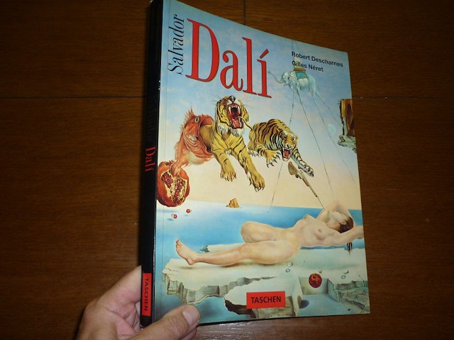 SALVADOR DALI