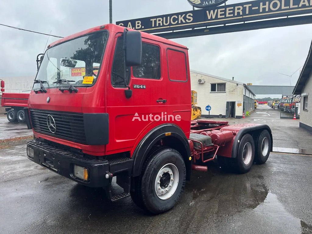 Mercedes-Benz 2644 - V8 6x4 tegljač