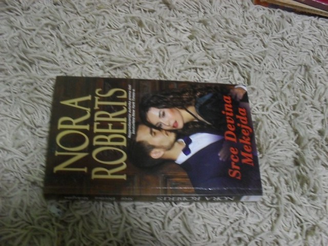 Srce Devina Mekejda - Nora Roberts