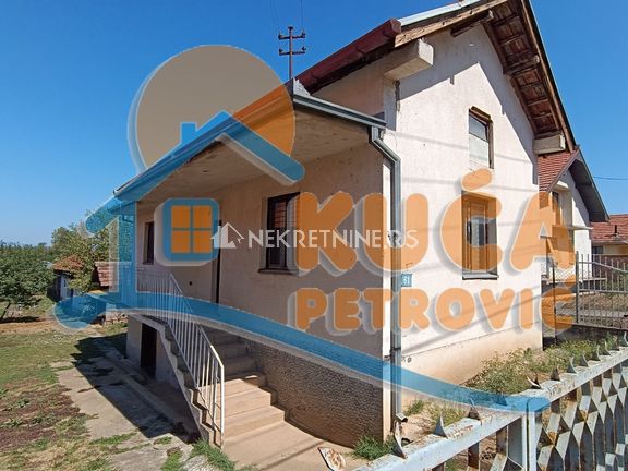 Kuća 60m2, Gornje Sinkovce, plac 764m2