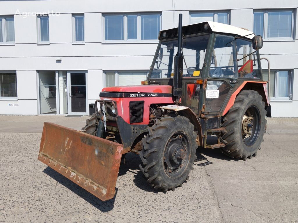 Zetor 7745 4x4 traktor točkaš