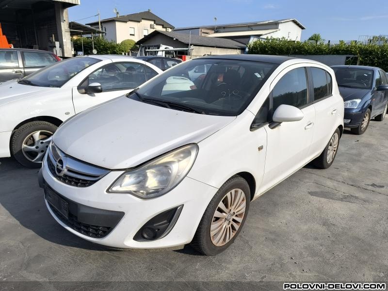 Opel Corsa D Levi Far -11