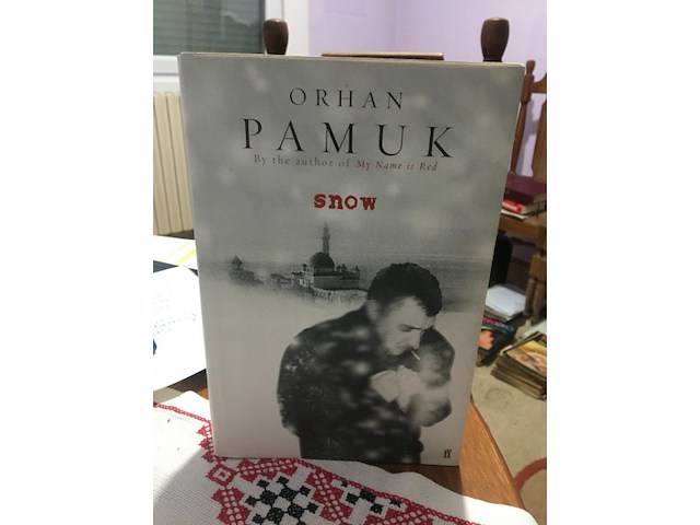 Orhan Pamuk-Snow