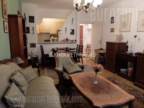 #40041, Izdavanje, Stan, CENTAR, 650 EUR