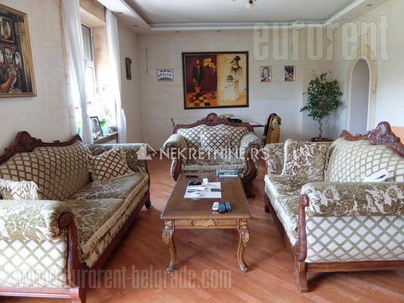 #40422, Izdavanje, Stan, SKUPŠTINA, 2500 EUR