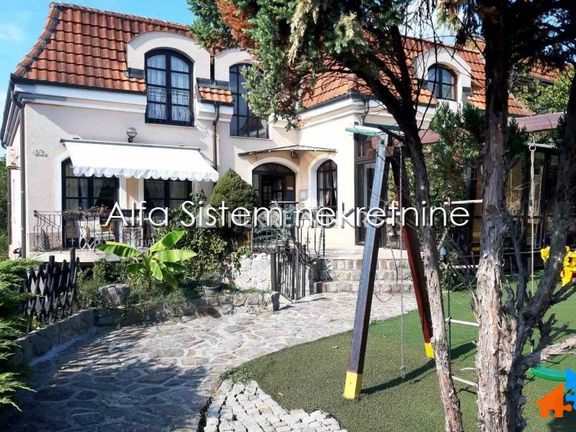 Voždovac, Braće Jerković, Kuća, 300m2, 2000 EUR, ID 50212