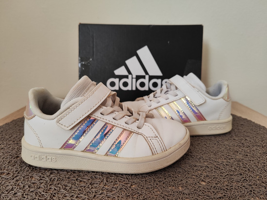 Adidas patike 28 za devojčice