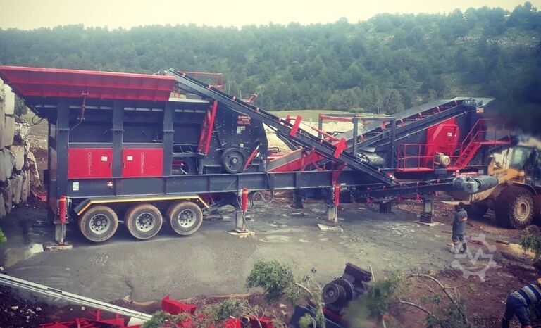 Oprema za razbijanje
300 TPH mobile limestone crushing plant 300 TPH mobile limestone crushing plant