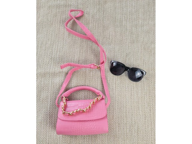 NOVA Primark barbie roze mini torbica