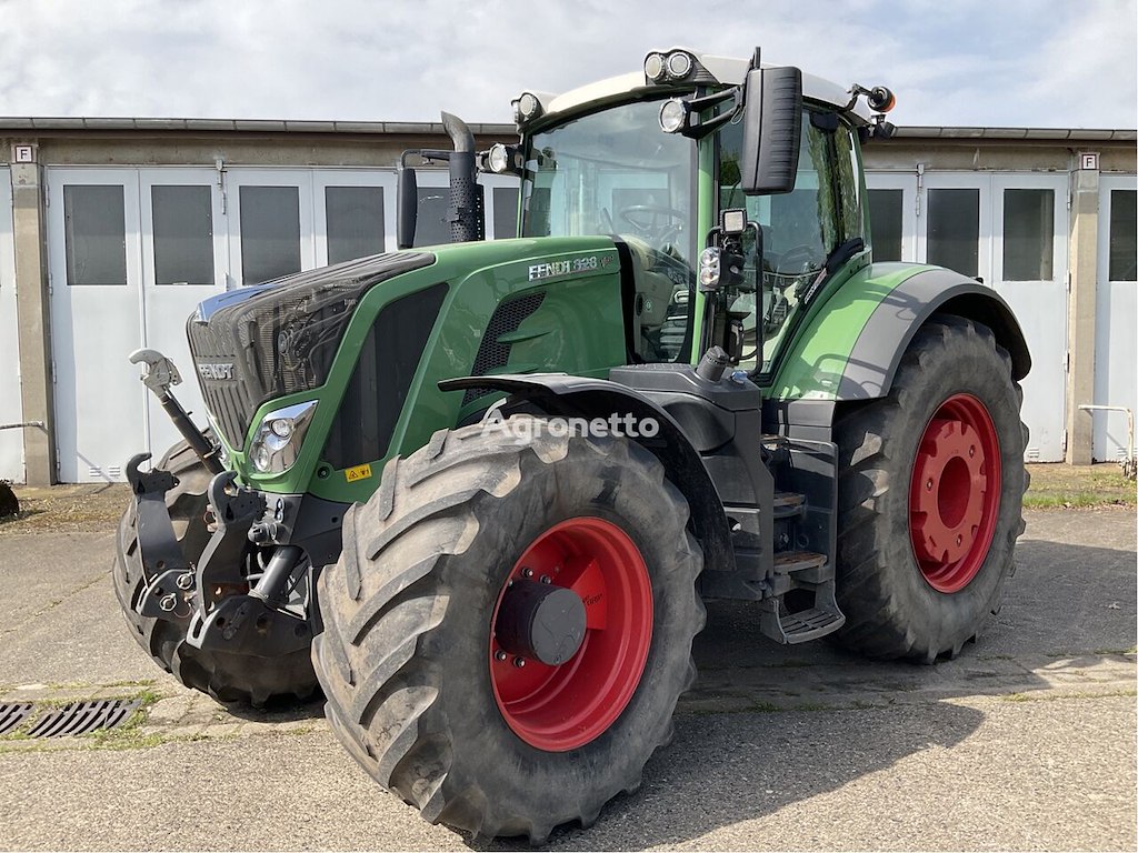 Fendt 828 Vario ProfiPlus traktor točkaš