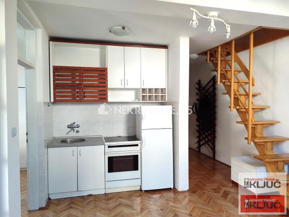 FUTOŠKA PIJACA, 54m2, Dvoiposoban-Duplex