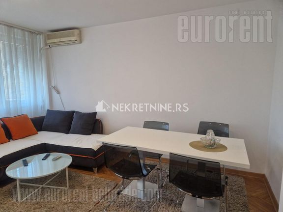 #48133, Izdavanje, Stan, KALENIĆ, 900 EUR