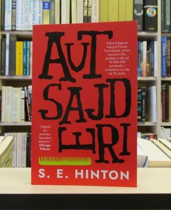 AUTSAJDERI – S. E. HINTON