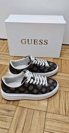 ORIGINAL Guess patike