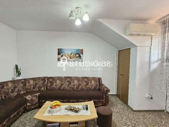 Zrenjanin, 4. juli, 2.0 stan, 53m2, 46000 EUR