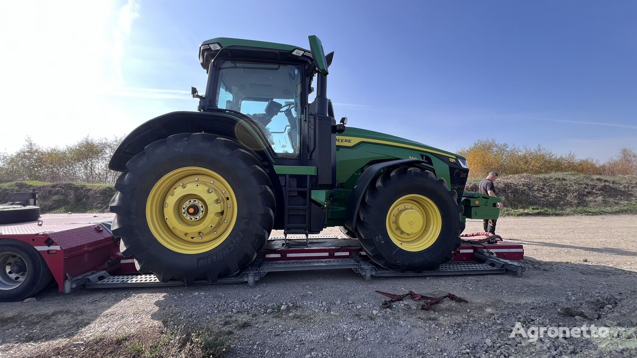 Novi John Deere 8R340 traktor točkaš