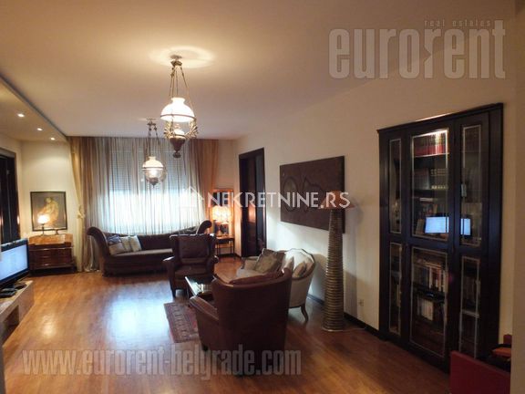 #31014, Izdavanje, Stan, HILANDARSKA OKOLINA, 1400 EUR