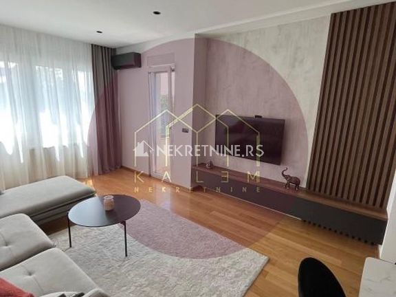 Voždovac, Lekino brdo, 3.0 stan, 73m2, 279000 EUR