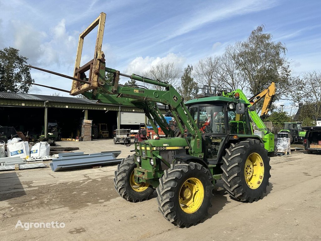 John Deere 2850 traktor točkaš