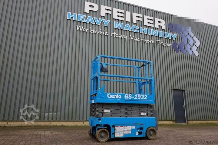 Podizanje makaza
Genie GS1932 Electric, Working Height 7.8 m, 227kg Capac