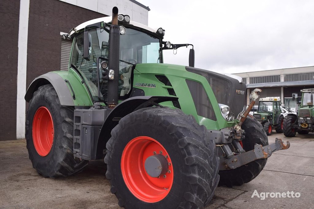 Fendt 826 Vario SCR ProfiPlus traktor točkaš