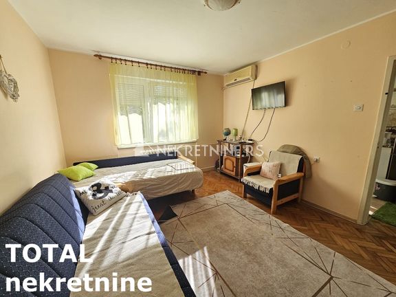 Jednosoban stan NOVI SAD, 77300€