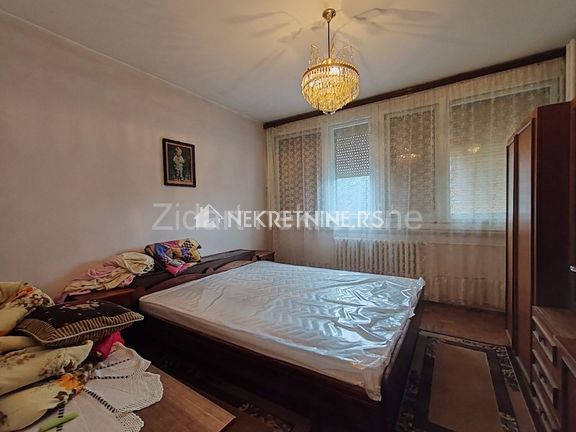 Zemun, Ohridska, 58m2, 2.0 stan