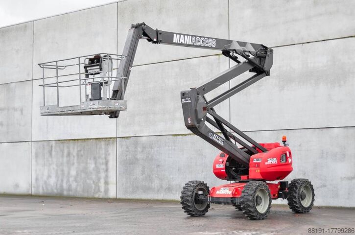 Artikulisan teleskopski bum lift
Manitou 200 ATJ RC