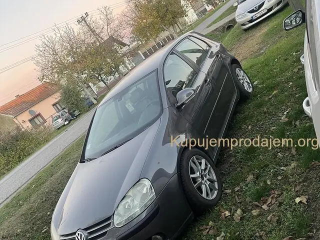 3.500 din
Golf 5 na prodaju